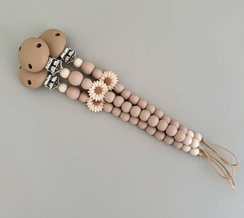 Dainty Daisy Dummy Chain – Miss P & Co